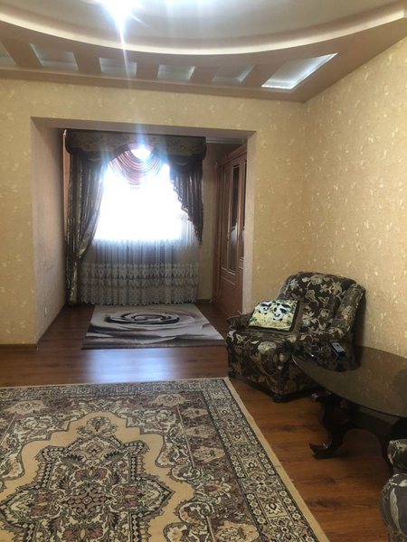 Срочно продаю 3х комнатная квартиру