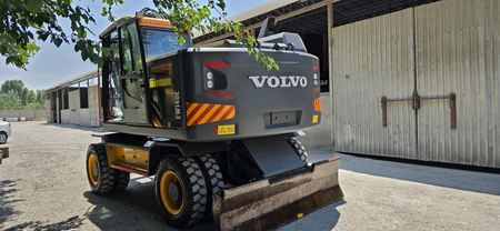 VOLVO EW140E Sotiladi