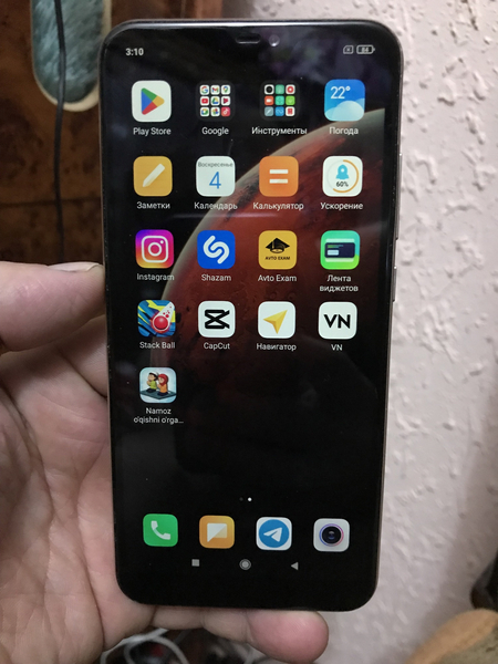 Redmi 8  64 giga .
