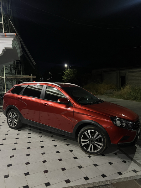Lada vesta sw cross