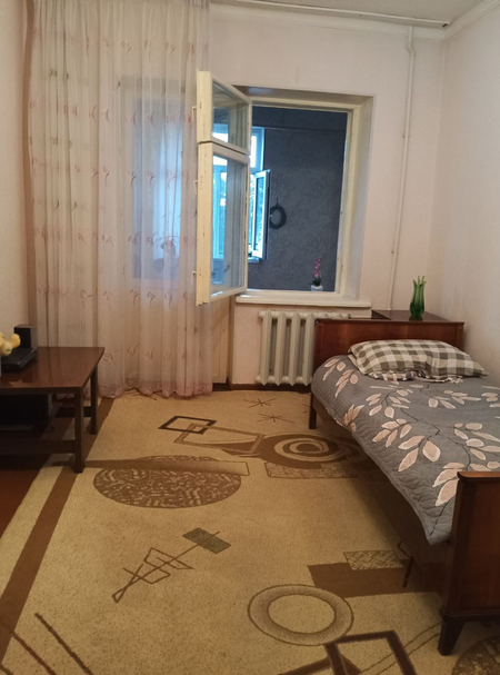 Продается квартира 3/3/4 Ор Рисовый рынок