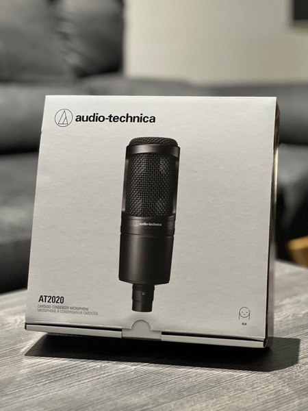 Микрофон Audio-Technica AT2020