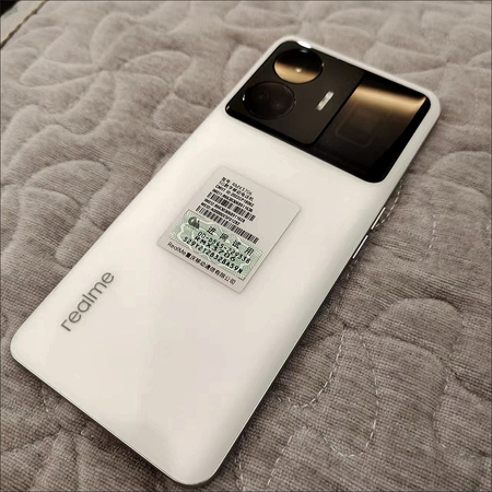Realme GT Neo 5 (240W)