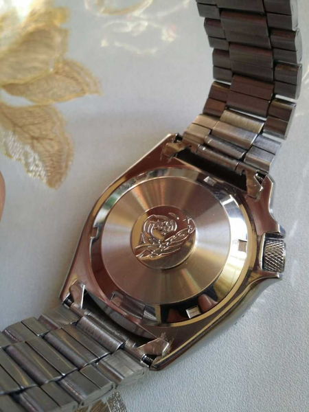 Продам часы SEIKO-хомаж