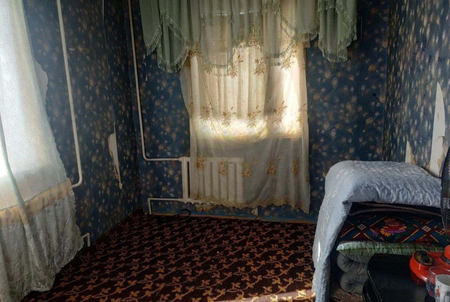 Метро Буюк Ипак йули.Художников 2ком,1 этаж.
