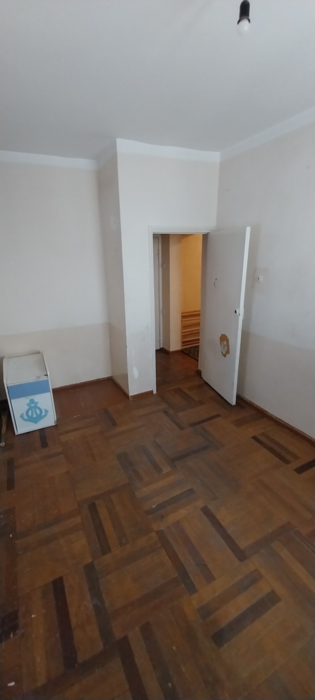 Oilaga 3xona 2etaj 400ye.Sebzor.Ganga.Rieltor50%