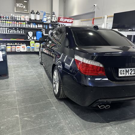 BMW e60 XI 2009 yil N52 b3.0 ideal xolatda 108.000 probek