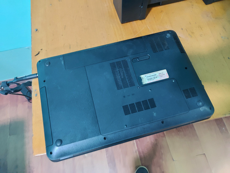 Hp noutbook sotiladi