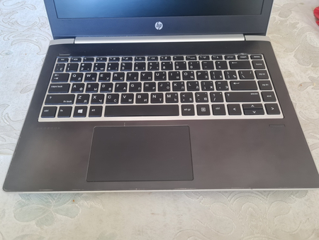 HP PROBOOK 430 G5 i7 8th 4yadr 8 patok. Ram 8GB. SSD m2 256GB.