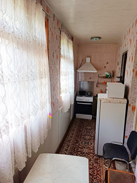 1 комнатная квартира 1-этаж Кадышева сдам в аренду