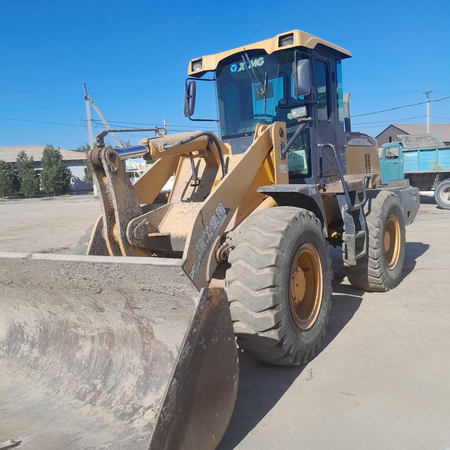 Погрузчик 300 хсмг xcmg