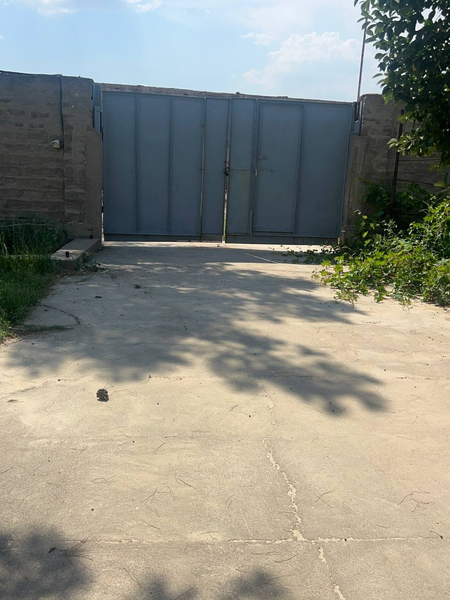 Земля в пригороде
