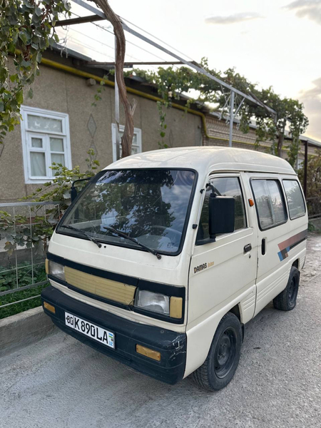 DAMAS DAEWOO sotiladi kelishadigan joyi bor