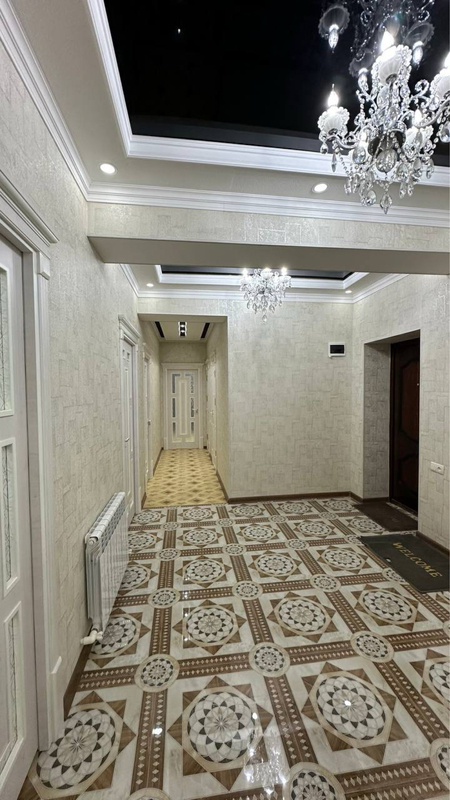 Продается 4 ком. Квартира площадью 98 кв.м. По ул. Гагарина ор. Мчс