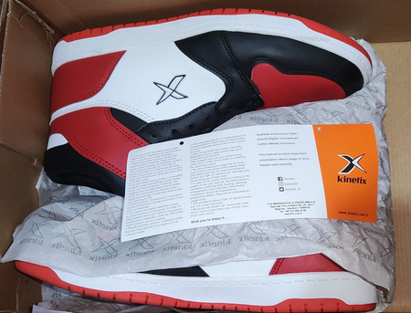 Кроссовки 40-41 Турция фирма Kinetix. Скидка.