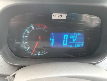 Cвой НОВЫЙ Chevrolet Onix Premier Turbo, позиция full. 
Пробег 350 км