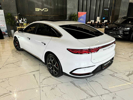 BYD Han EV. На кредит пер.взнос от 15%