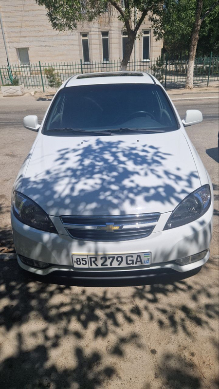Chevrolet Jentra