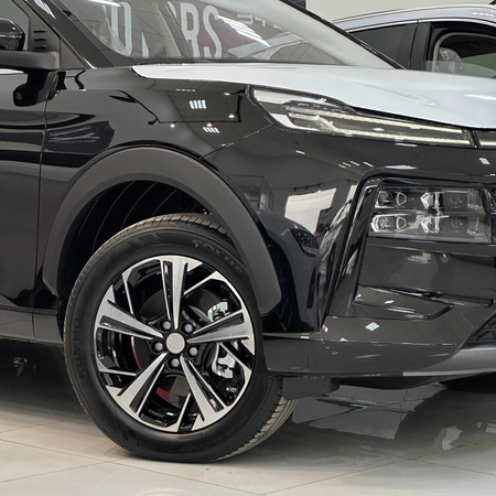 JAC JS6 2024 Tayyor 1,5 Turbo 30% bilan kredit!! jentra BYD Tracker
