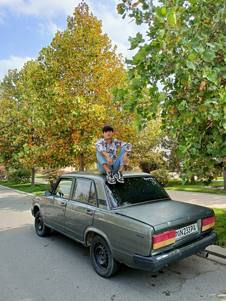 Vaz 2107 sotiladi srocne