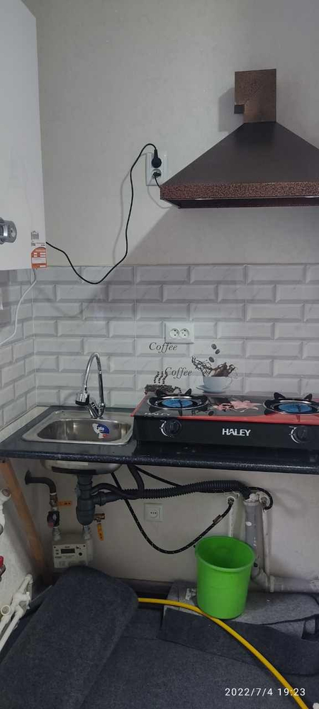 Srochna sotiladi 1 xonali uy