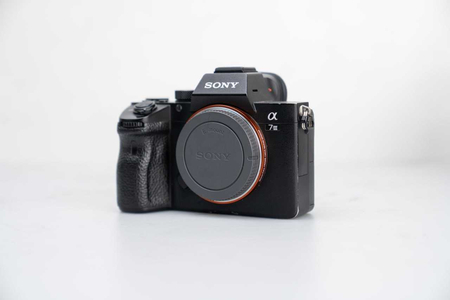 Фотокамера Sony alpha 7 III