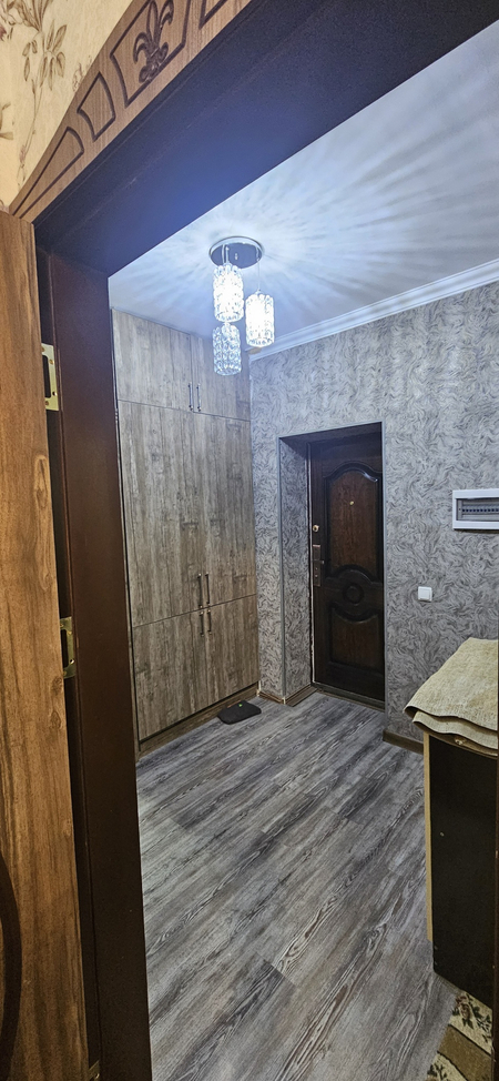 Продается 2 х комн на 3 этаже 77 серия