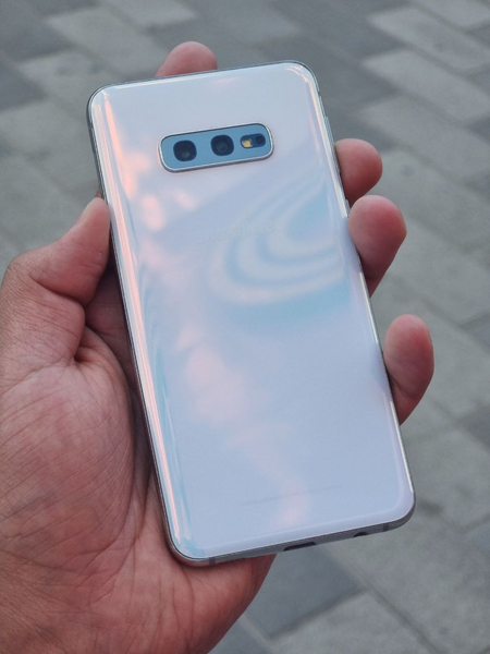 Samsung galaxy s10e