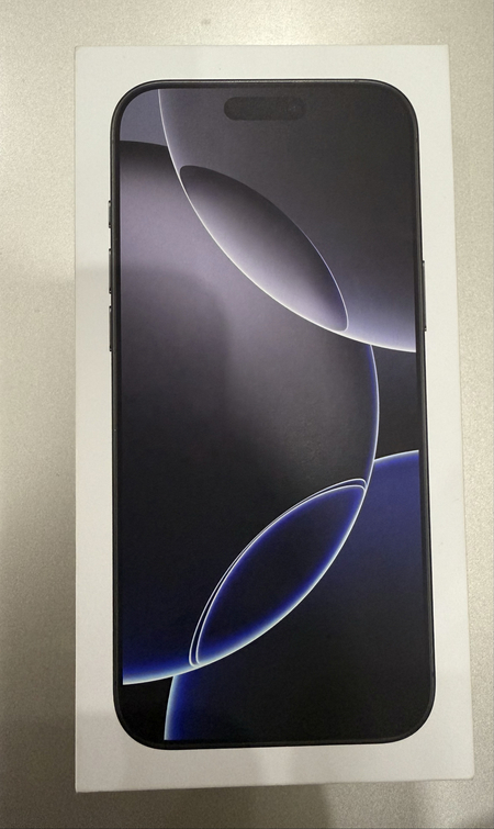 iPhone 16 pro max 256гб.