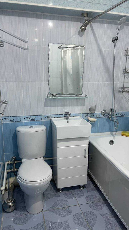 Ул. Фитрата 3/1/4 ( Рисовый базар , 11 Роддом )