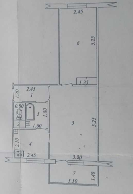 2в3/1/4 Ялангач базарчик, теннисные корты,Не торец. 47м². Балкон 1,5×3