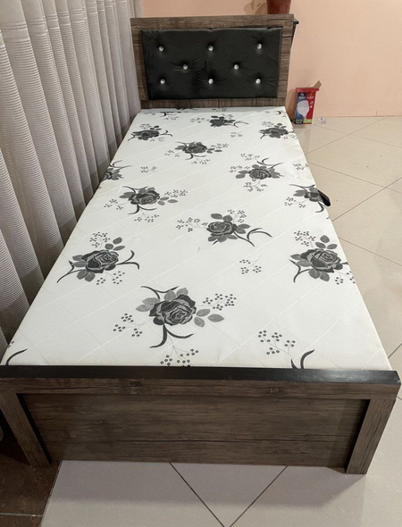 Divan 1 kishilik