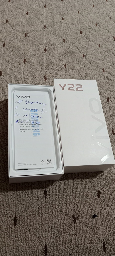 Vivo y 22 smartfon