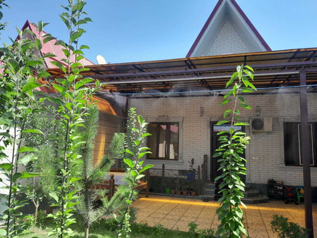 Продаётся дом В Яшнабадском районе  ( Кадышева).
