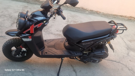 Moto Skuter 150 kub benzin  sotiladi