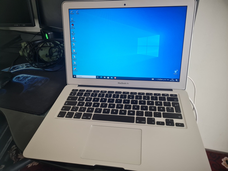 Macbook Air 2012 Core i5 128 gb 4 gb ram , Ideal holatda