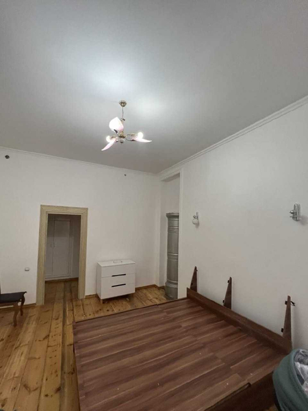 Срочно продается 3/2/2 квартира 80 м2 ул.Моштабиб   Ор-р:ГУВД    (МНМ)