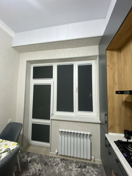 Jalyuzi har hil turda