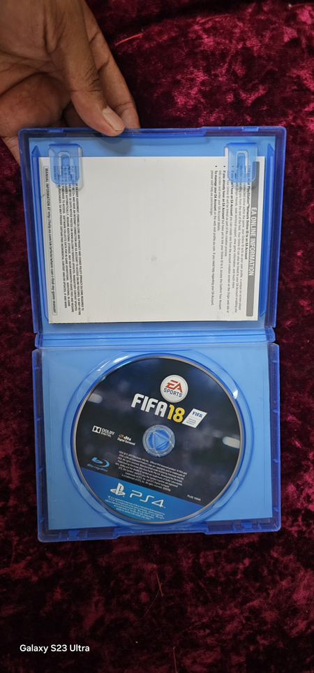 Gta 5 FiFa 18 playstation 4 disk sotiladi