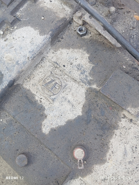 Maz zapchast  peredok karopka ZF radiator
