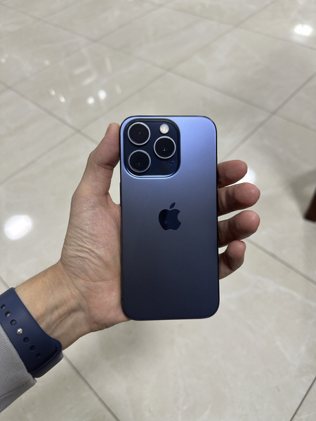iPhone 15 pro. 128gb. Blue. Dual sim. 96%