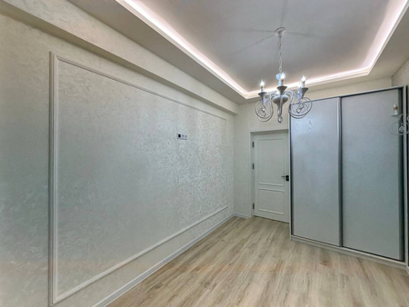 Продается 3х комнатная квартира новостройке в районе Шаумяна