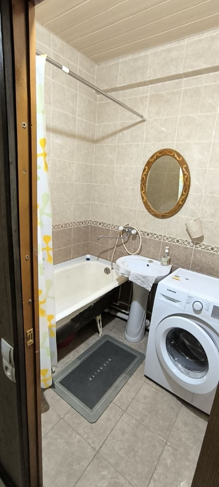 Продаю 2х ком квартиру, 7.микрарайон, трехлистник