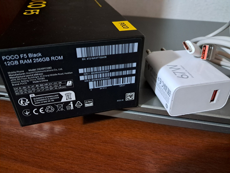 Продам  Poco F5 12/256gb