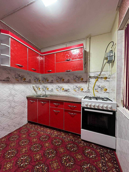 2 xonali 56m2 1-qavat sotiladi.