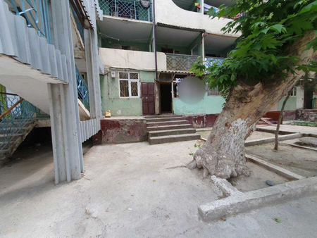 1х комнатная квартира на 1 этаже 30кв/м, в Самарканде