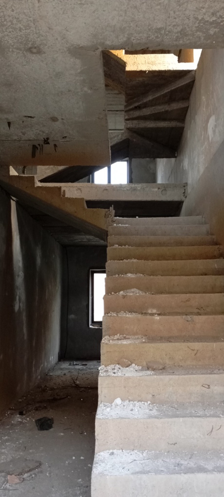 Eshonguzar arenda 360 kvmetr tikuv yoki oquv markaz uchun  makler
