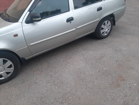 Nexia 1.6 sotiladi naxt