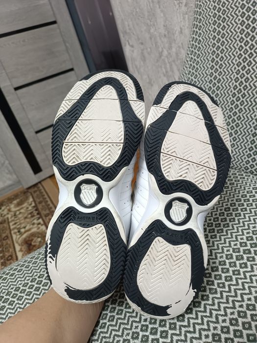 Кроссовки k-swiss