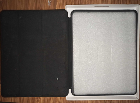 Черный чехол на iPad Pro 12.9, 5 поколения